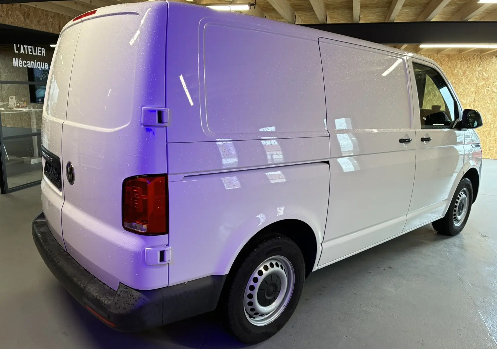VOLKSWAGEN TRANSPORTER d'occasion T6 L1H1 2.8T 2.0 16V TDI 110 PHASE 2 Réf 781479 | Distinxion